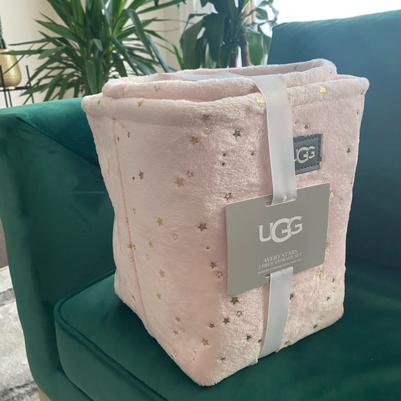 UGG | Accents | New Ugg Avery Stars 2 Piece Storage Set | Poshmark
